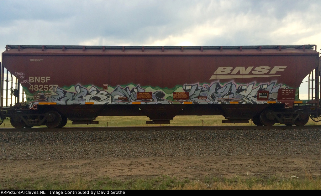 BNSF 482527